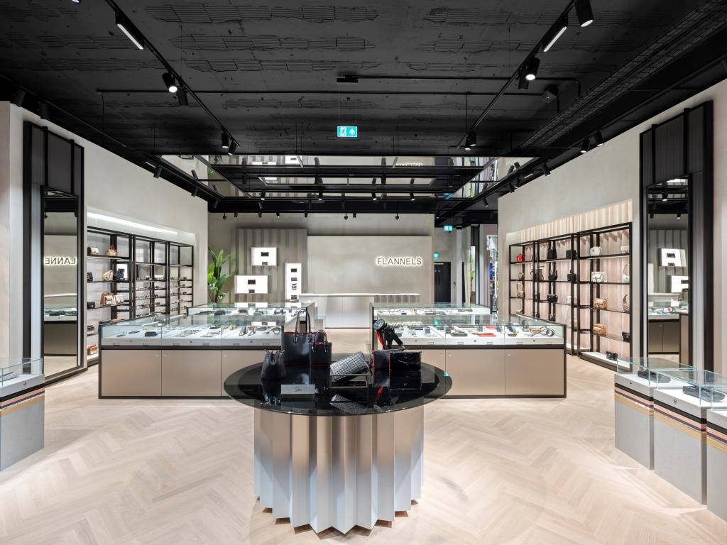 Flannels, Nottingham - William Saunders